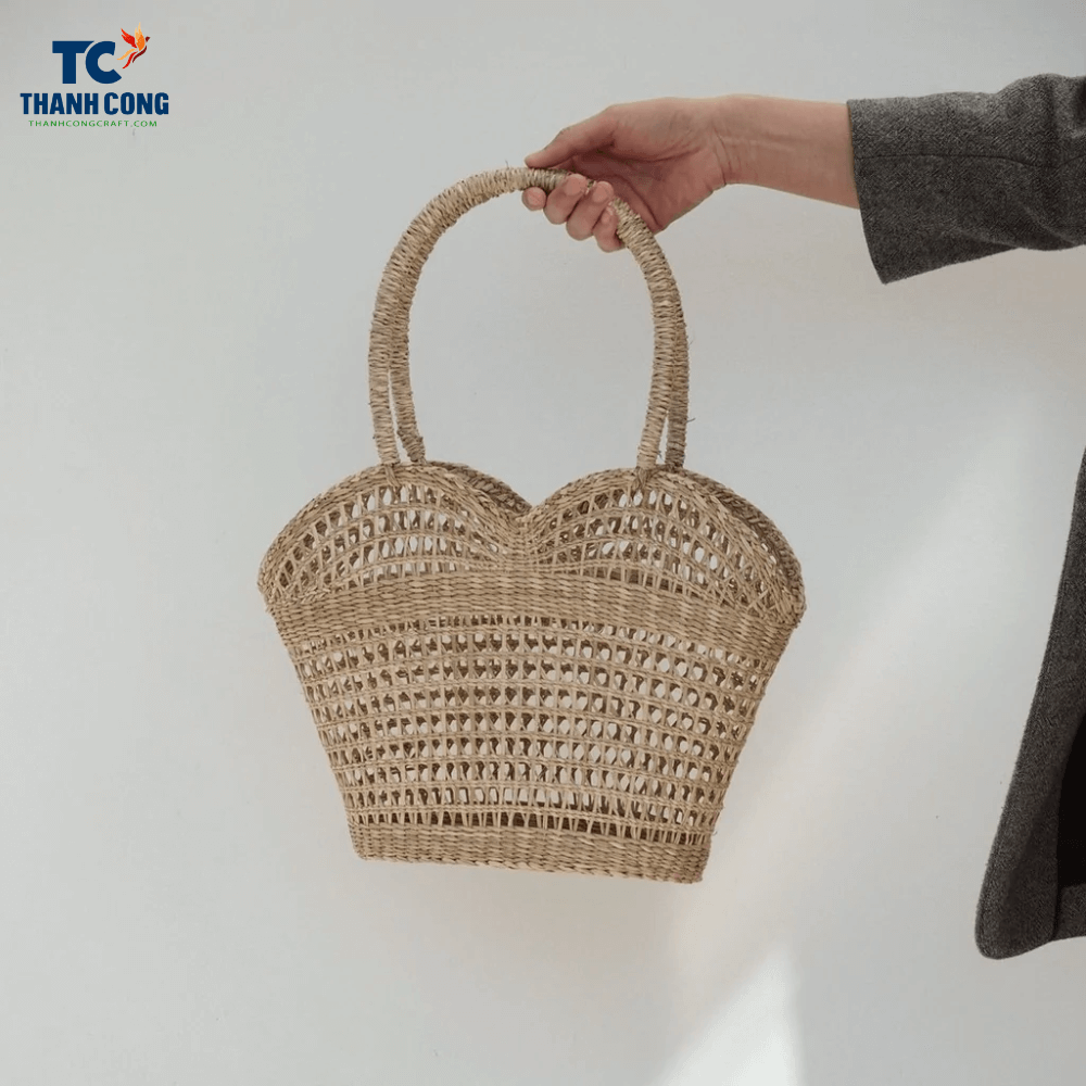 Heart shaped Seagrass Handbag (TCFA-22001) | Thanh Cong Handicraft ...