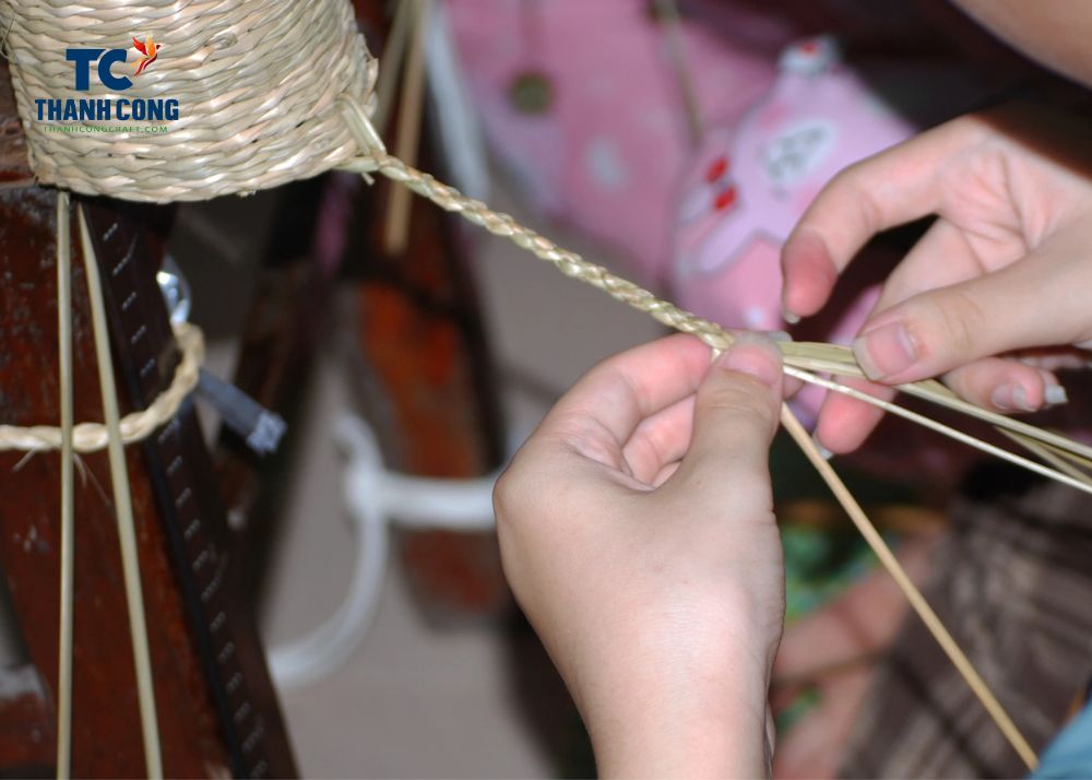 How to make a seagrass basket?