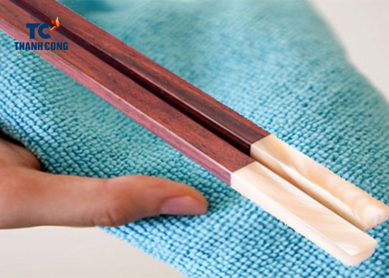 How To Clean Bamboo Chopsticks?