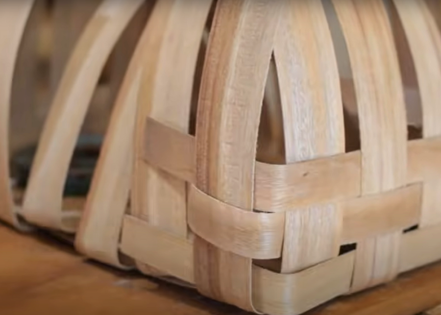 How to make a wicker picnic basket?