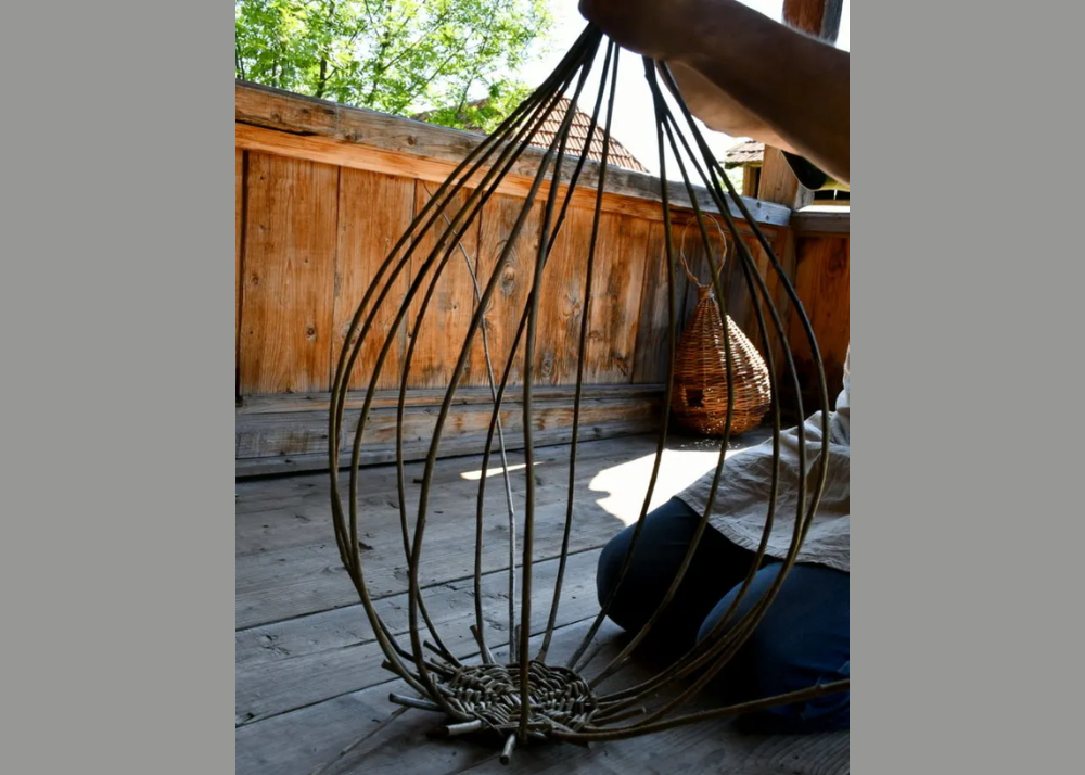 How to Make a Willow Bird House Step by Step?