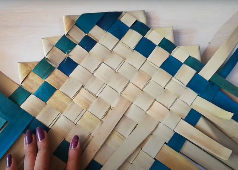 How to make palm leaf hand fan?