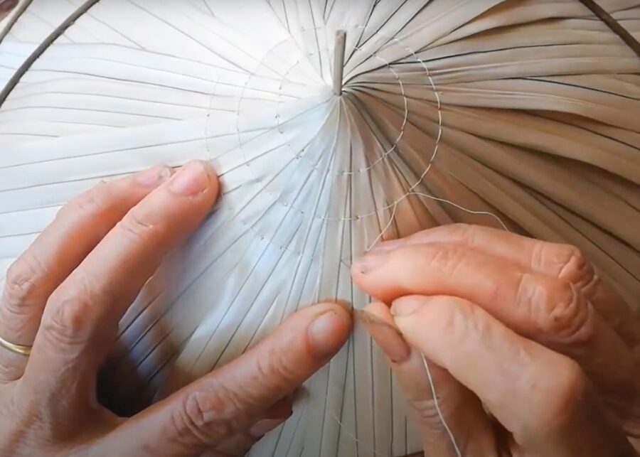 How to make a coconut palm leaf hat?