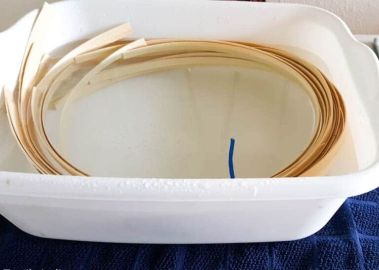 How to weave a reed basket step by step?