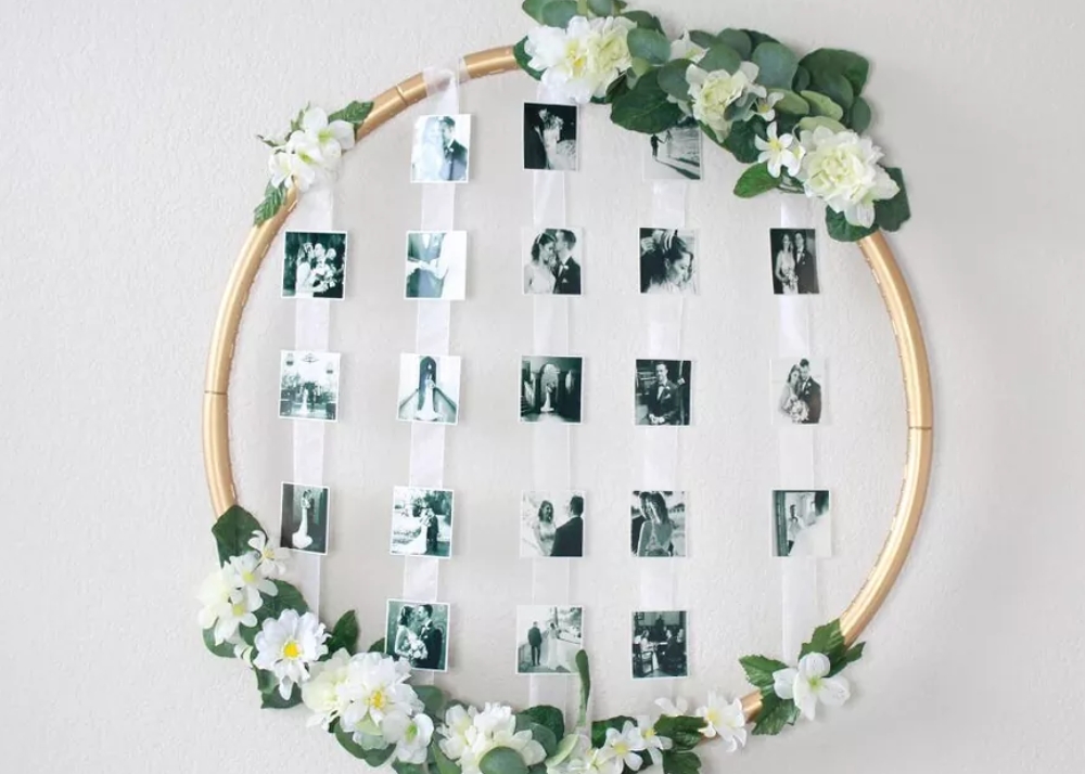 How to Make a DIY Christmas Hula Hoop Wreath Step-by-Step?